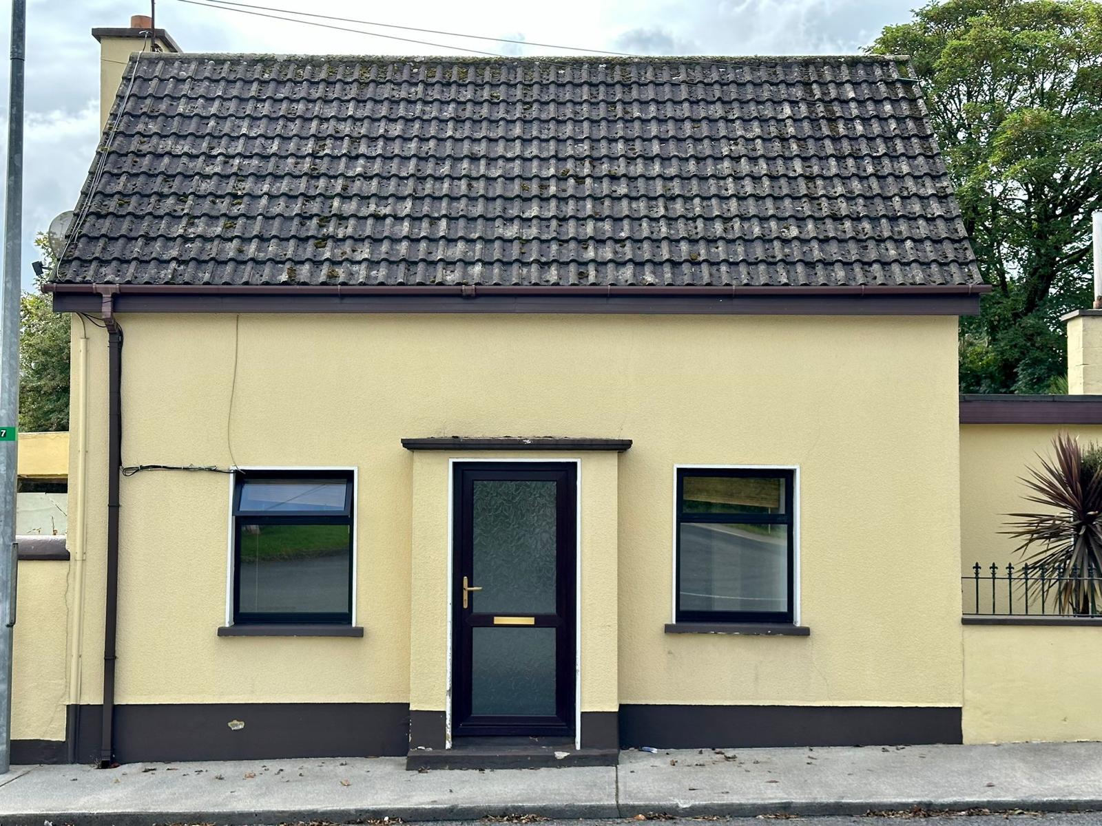 5 Cottage Row, Taghmon, Co. Wexford - Kehoe & Assoc